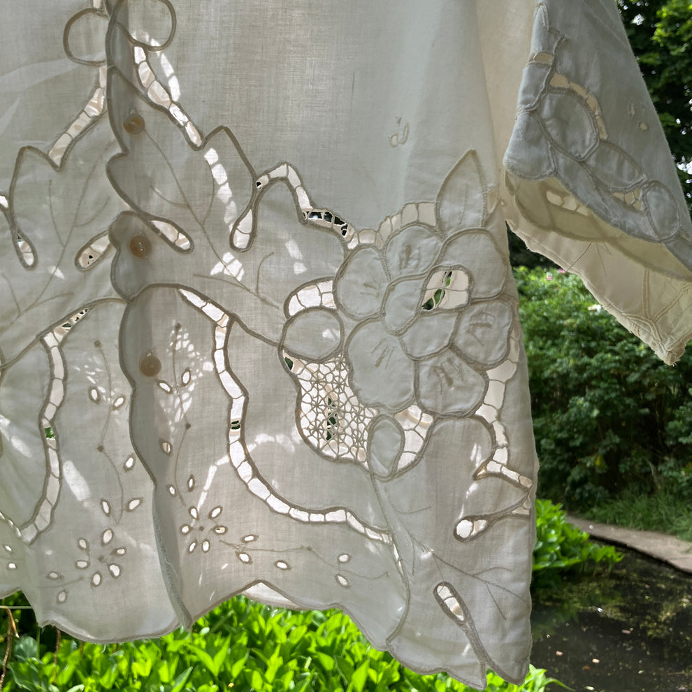 Recycled tablecloth top – a circular story